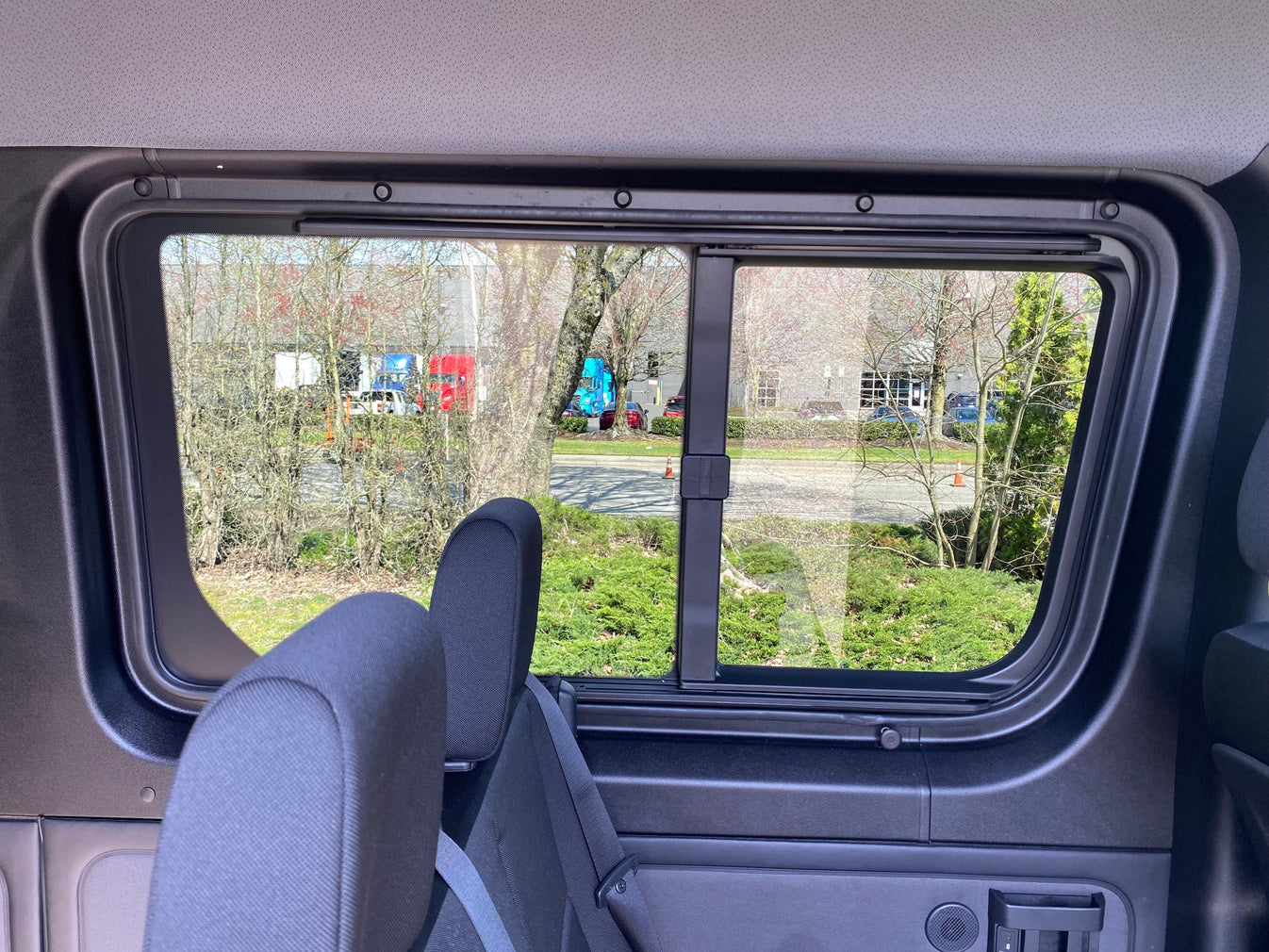 Side Sliding Windows – Terrawagen
